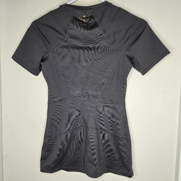 Tommie Copper | Tops | Nwot Tommie Copper Shoulder Support Shirt Gray ...